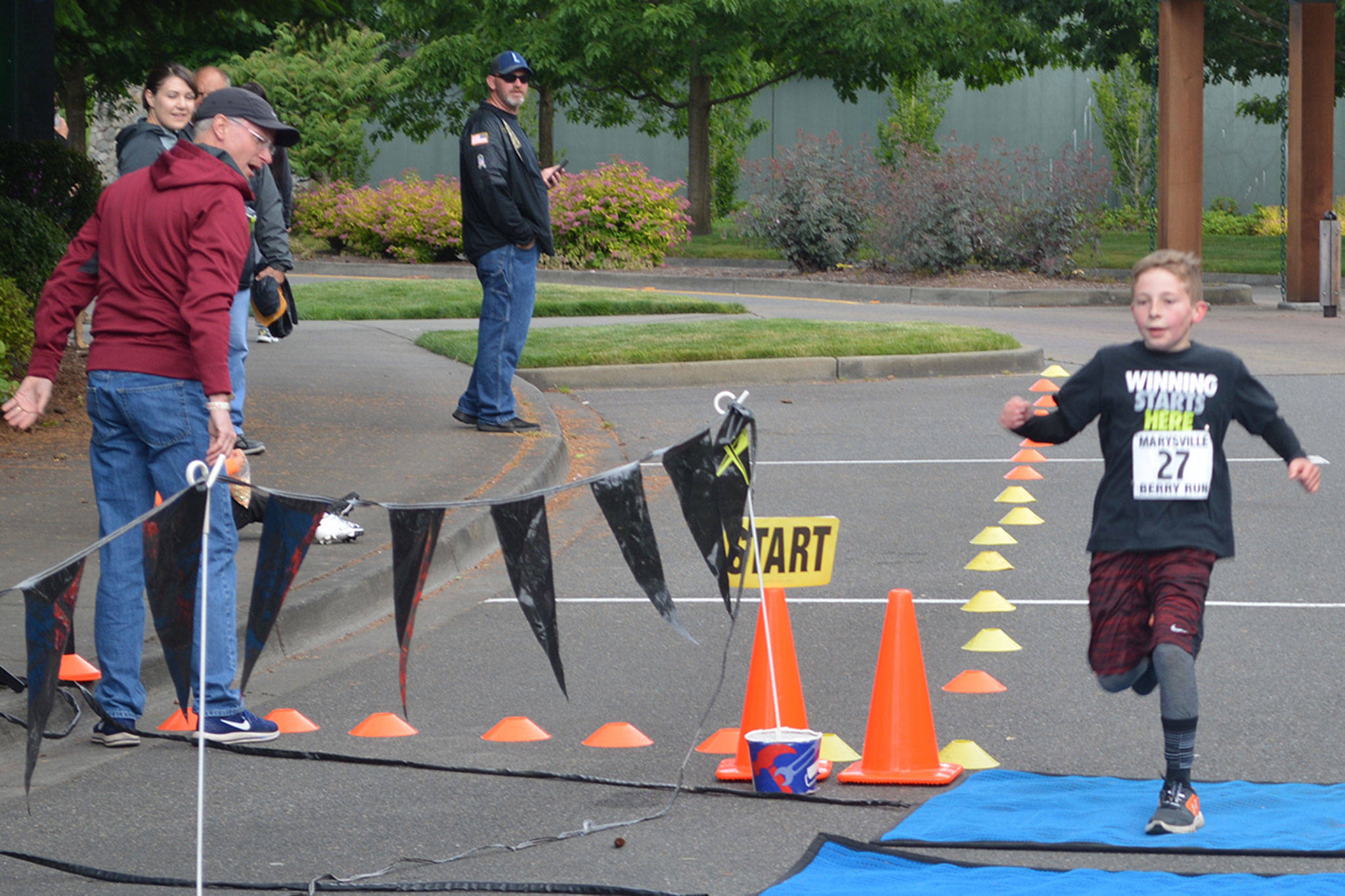 Berry Run kicks off Marysville Strawberry Festival week (slide show ...