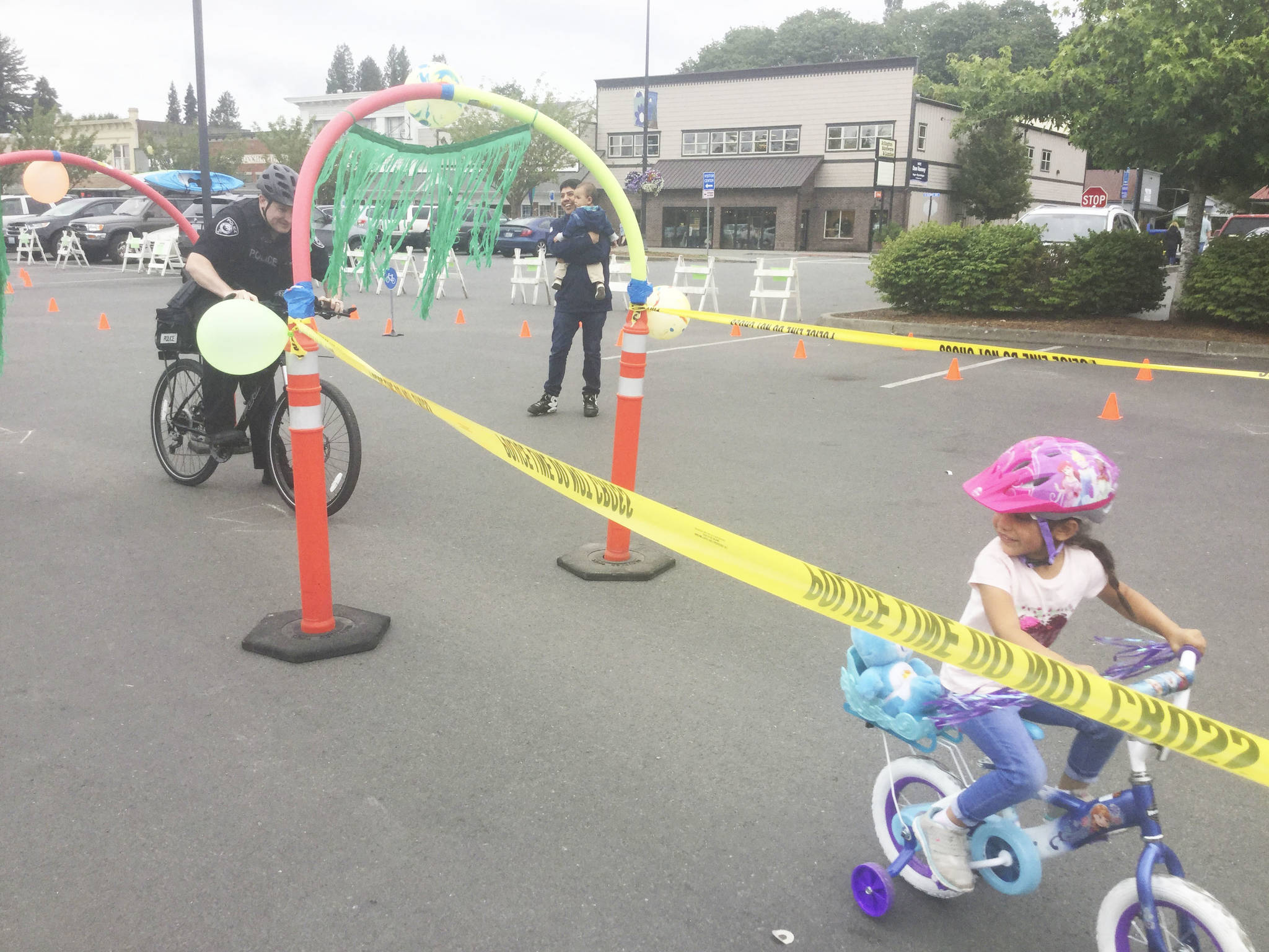 Arlington Police Bike Rodeo teaches kids rules for safe ride ...